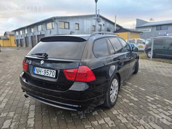 Black BMW 318 2009 in Riga, with an engine capacity of 2.00 L and mileage of 0 thousand km for 2500 €, photo 2 on AUTOMOTO.COM.LV