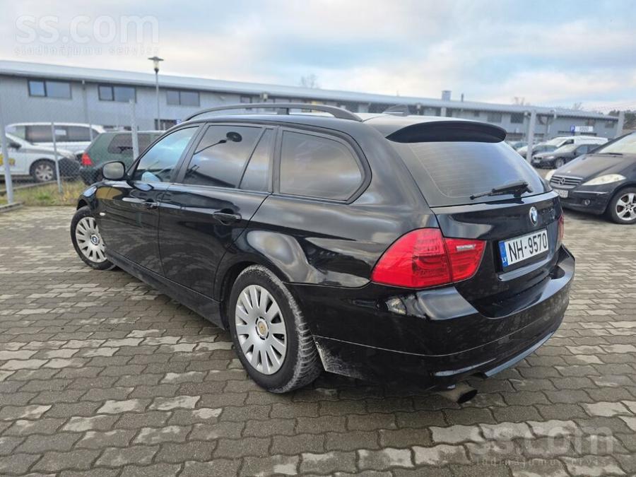 Black BMW 318 2009 in Riga, with an engine capacity of 2.00 L and mileage of 0 thousand km for 2500 €, photo 3 on AUTOMOTO.COM.LV