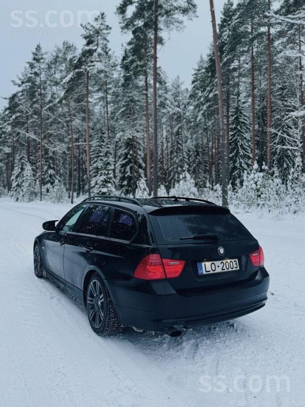 Black BMW 318 2009 in Aluksne, with an engine capacity of 1.80 L and mileage of 453 thousand km for 6300 €, photo 4 on AUTOMOTO.COM.LV
