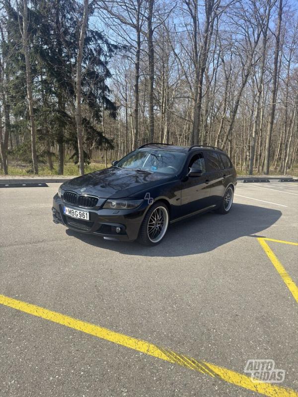 Black BMW 318 2009 in Klaipeda, with an engine capacity of 2.00 L and mileage of 402 thousand km for 2900 €, photo 1 on AUTOMOTO.COM.LV