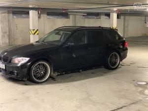 Melns BMW 318 2009 Klaipėda, ar dzinēja tilpumu 2.00 L un nobraukumu 402 tūkst. km par 4500 €, foto 5 vietnē AUTOMOTO.COM.LV