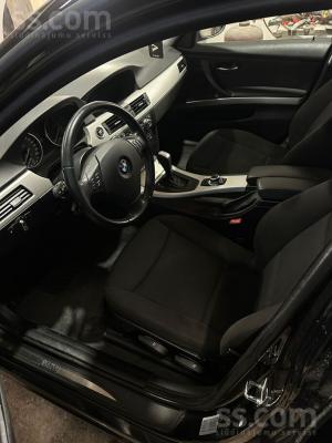 Melns BMW 318 2009 Limbaži, ar dzinēja tilpumu 2.00 L un nobraukumu 276 tūkst. km par 5200 €, foto 6 vietnē AUTOMOTO.COM.LV