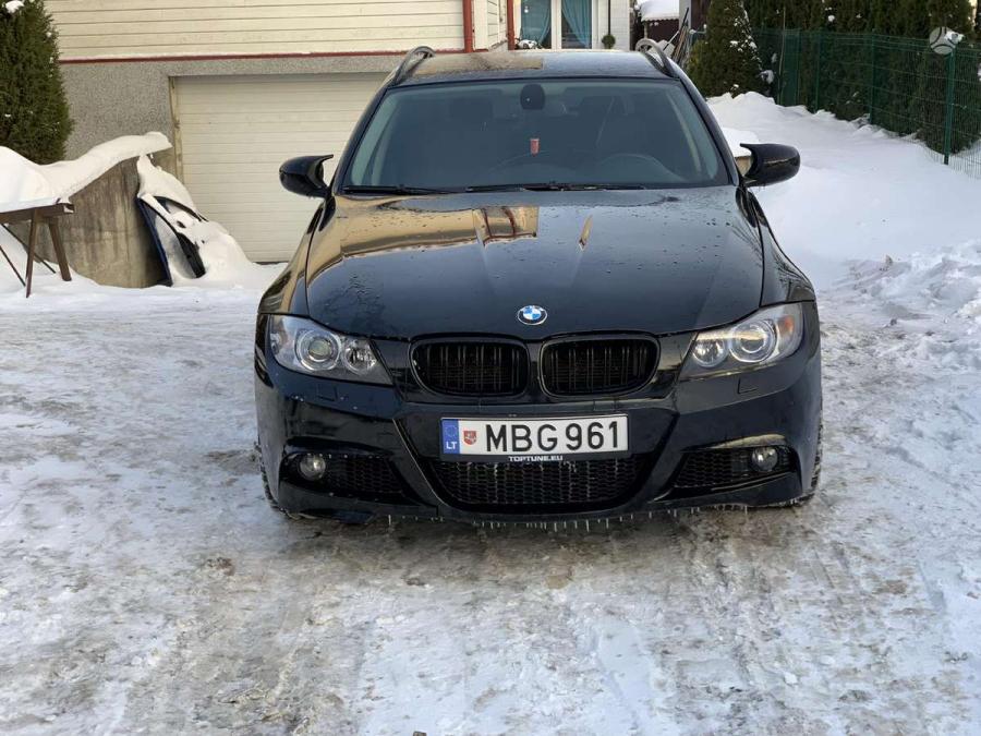 Black BMW 318 2009 in Klaipeda, with an engine capacity of 2.00 L and mileage of 402 thousand km for 4450 €, photo 1 on AUTOMOTO.COM.LV
