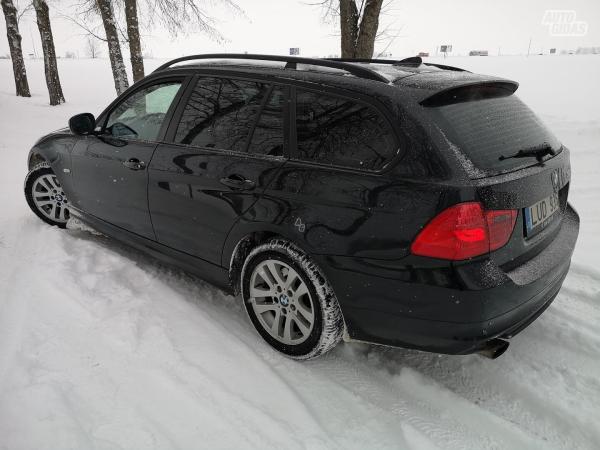 Melns BMW 318 2009 Jurbarkas, ar dzinēja tilpumu 2.00 L un nobraukumu 300 tūkst. km par 3200 €, foto 4 vietnē AUTOMOTO.COM.LV