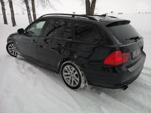 Black BMW 318 2009 in Jurbarkas, with an engine capacity of 2.00 L and mileage of 300 thousand km for 3200 €, photo 4 on AUTOMOTO.COM.LV