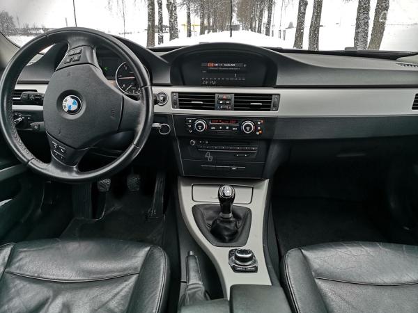 Melns BMW 318 2009 Jurbarkas, ar dzinēja tilpumu 2.00 L un nobraukumu 300 tūkst. km par 3200 €, foto 8 vietnē AUTOMOTO.COM.LV