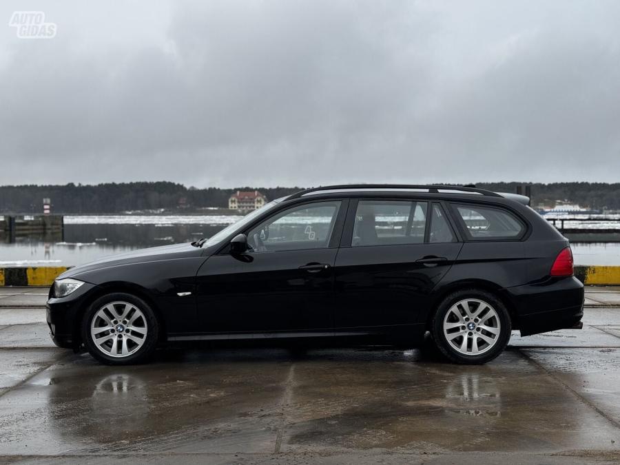 Melns BMW 318 2009 Klaipėda, ar dzinēja tilpumu 2.00 L un nobraukumu 370 tūkst. km par 3500 €, foto 2 vietnē AUTOMOTO.COM.LV
