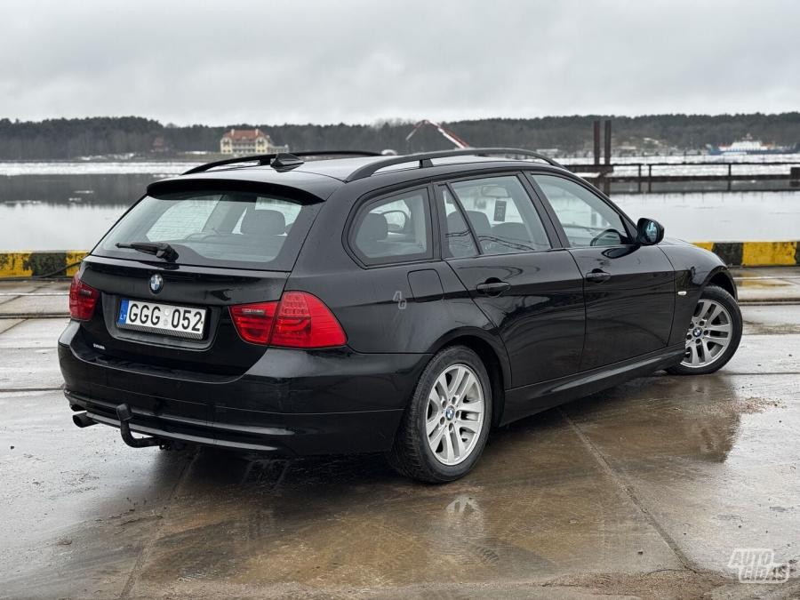 Melns BMW 318 2009 Klaipėda, ar dzinēja tilpumu 2.00 L un nobraukumu 370 tūkst. km par 3500 €, foto 5 vietnē AUTOMOTO.COM.LV