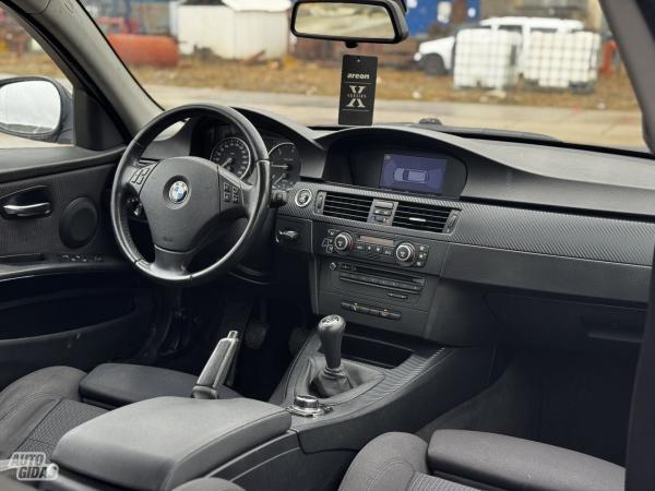 Melns BMW 318 2009 Klaipėda, ar dzinēja tilpumu 2.00 L un nobraukumu 370 tūkst. km par 3500 €, foto 10 vietnē AUTOMOTO.COM.LV