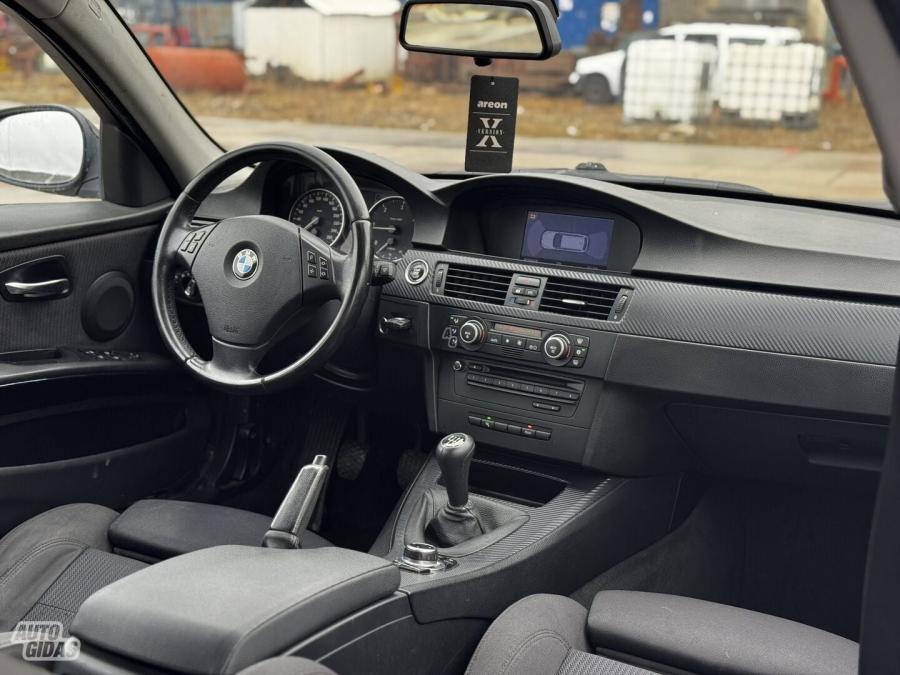 Melns BMW 318 2009 Klaipėda, ar dzinēja tilpumu 2.00 L un nobraukumu 370 tūkst. km par 3500 €, foto 10 vietnē AUTOMOTO.COM.LV