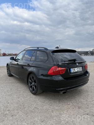 Black BMW 318 2009 in Riga, with an engine capacity of 2.00 L and mileage of 447 thousand km for 4200 €, photo 6 on AUTOMOTO.COM.LV
