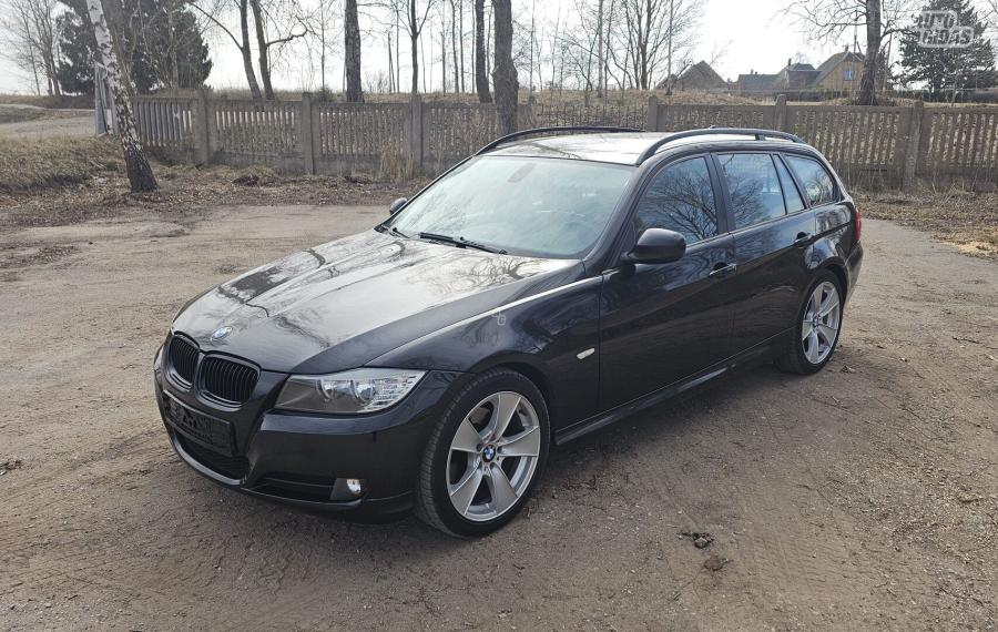 Black BMW 318 2009 in Siauliai, with an engine capacity of 2.00 L and mileage of 200 thousand km for 4390 €, photo 4 on AUTOMOTO.COM.LV