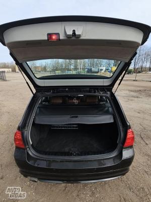 Black BMW 318 2009 in Siauliai, with an engine capacity of 2.00 L and mileage of 200 thousand km for 4390 €, photo 11 on AUTOMOTO.COM.LV