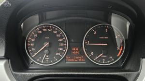 Black BMW 318 2009 in Siauliai, with an engine capacity of 2.00 L and mileage of 200 thousand km for 4390 €, photo 13 on AUTOMOTO.COM.LV