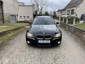 Black BMW 318 2009 in Raseiniai, with an engine capacity of 2.00 L and mileage of 330 thousand km for 3700 €, photo  on AUTOMOTO.COM.LV