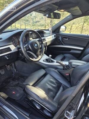 Melns BMW 318 2009 Plungė, ar dzinēja tilpumu 1.80 L un nobraukumu 288 tūkst. km par 3450 €, foto 12 vietnē AUTOMOTO.COM.LV
