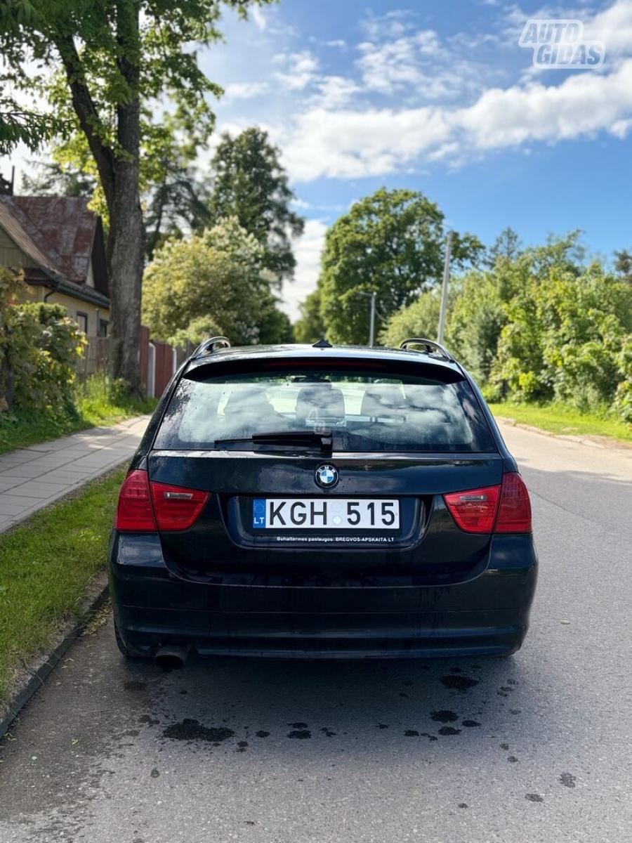 Black BMW 318 2009 in Vilnius, with an engine capacity of 2.00 L and mileage of 310 thousand km for 2900 €, photo 9 on AUTOMOTO.COM.LV