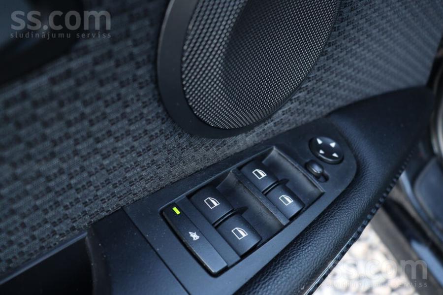Melns BMW 318 2009 Gulbene, ar dzinēja tilpumu 2.00 L un nobraukumu 0 tūkst. km par 5790 €, foto 18 vietnē AUTOMOTO.COM.LV