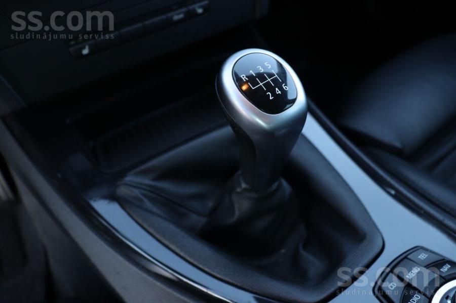Melns BMW 318 2009 Gulbene, ar dzinēja tilpumu 2.00 L un nobraukumu 0 tūkst. km par 5790 €, foto 32 vietnē AUTOMOTO.COM.LV