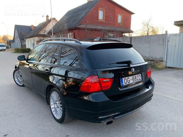 Черный БМВ 318 2009 в Рига, объемом двигателя 2.00 л и пробегом 310 тыс. км за 4350 €, фото 3 на AUTOMOTO.COM.LV