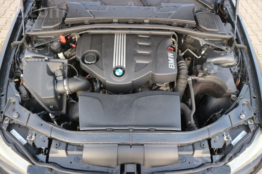 Black BMW 318 2009 in Riga, with an engine capacity of 2.00 L and mileage of 277 thousand km for 3900 €, photo 14 on AUTOMOTO.COM.LV