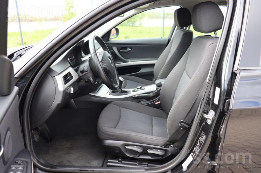 Black BMW 318 2009 in Riga, with an engine capacity of 2.00 L and mileage of 277 thousand km for 3900 €, photo 15 on AUTOMOTO.COM.LV