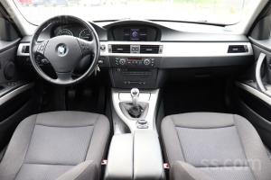 Black BMW 318 2009 in Riga, with an engine capacity of 2.00 L and mileage of 277 thousand km for 3900 €, photo 22 on AUTOMOTO.COM.LV