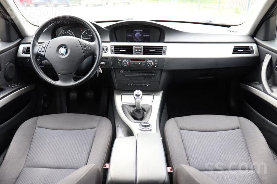 Black BMW 318 2009 in Riga, with an engine capacity of 2.00 L and mileage of 277 thousand km for 3900 €, photo 22 on AUTOMOTO.COM.LV
