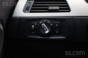 Black BMW 318 2009 in Riga, with an engine capacity of 2.00 L and mileage of 307 thousand km for 5590 €, photo 15 on AUTOMOTO.COM.LV
