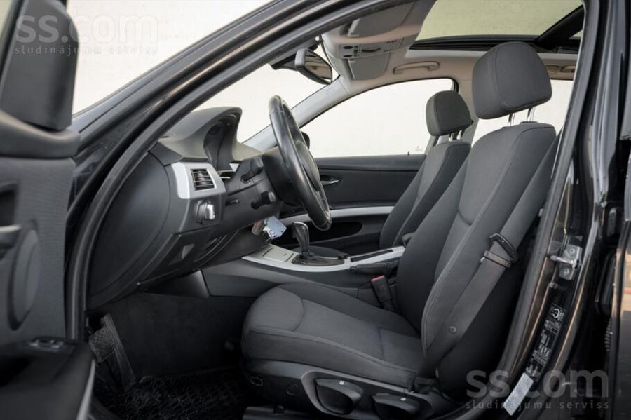 Black BMW 318 2009 in Talsi, with an engine capacity of 2.00 L and mileage of 296 thousand km for 4950 €, photo 10 on AUTOMOTO.COM.LV