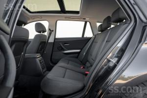 Black BMW 318 2009 in Talsi, with an engine capacity of 2.00 L and mileage of 296 thousand km for 4950 €, photo 11 on AUTOMOTO.COM.LV