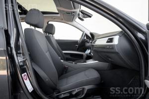 Black BMW 318 2009 in Talsi, with an engine capacity of 2.00 L and mileage of 296 thousand km for 4950 €, photo 13 on AUTOMOTO.COM.LV
