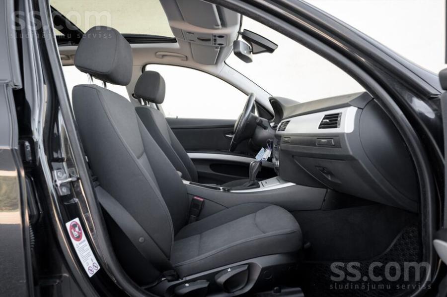 Black BMW 318 2009 in Talsi, with an engine capacity of 2.00 L and mileage of 296 thousand km for 4950 €, photo 13 on AUTOMOTO.COM.LV