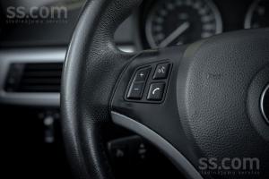 Black BMW 318 2009 in Talsi, with an engine capacity of 2.00 L and mileage of 296 thousand km for 4950 €, photo 18 on AUTOMOTO.COM.LV