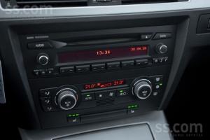 Black BMW 318 2009 in Talsi, with an engine capacity of 2.00 L and mileage of 296 thousand km for 4950 €, photo 22 on AUTOMOTO.COM.LV