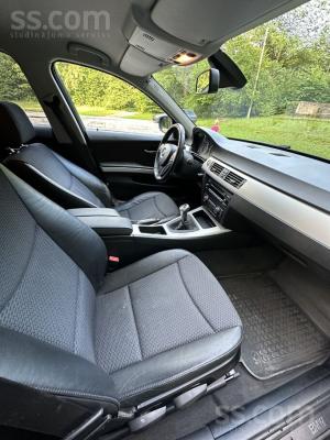 Melns BMW 318 2009 Rīga, ar dzinēja tilpumu 2.00 L un nobraukumu 245 tūkst. km par 3300 €, foto 7 vietnē AUTOMOTO.COM.LV