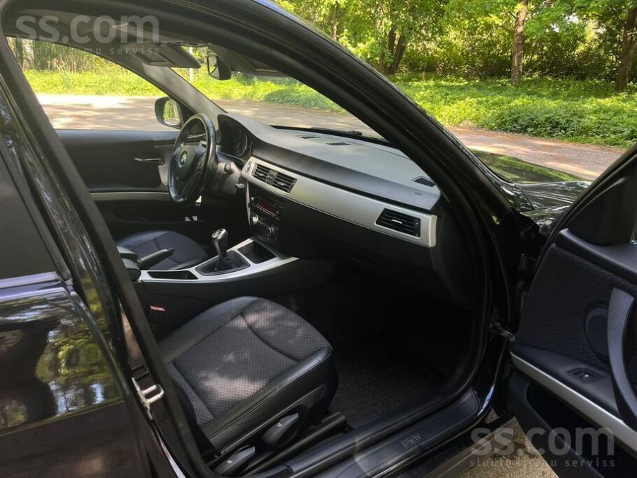 Black BMW 318 2009 in Riga, with an engine capacity of 2.00 L and mileage of 0 thousand km for 3499 €, photo 18 on AUTOMOTO.COM.LV