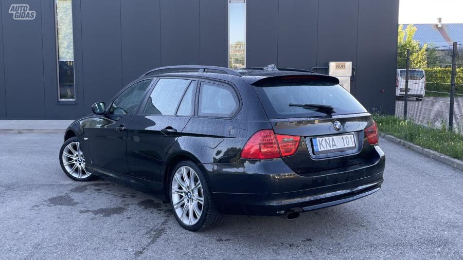 Black BMW 318 2009 in Alytus, with an engine capacity of 2.00 L and mileage of 430 thousand km for 3000 €, photo 4 on AUTOMOTO.COM.LV