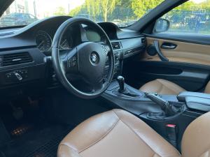 Black BMW 318 2009 in Alytus, with an engine capacity of 2.00 L and mileage of 430 thousand km for 3000 €, photo 9 on AUTOMOTO.COM.LV