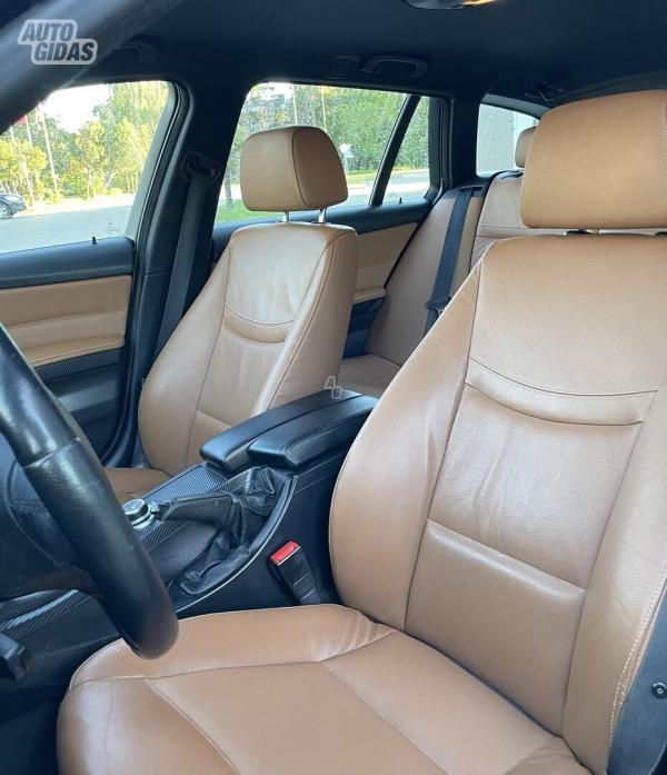 Black BMW 318 2009 in Alytus, with an engine capacity of 2.00 L and mileage of 430 thousand km for 3000 €, photo 9 on AUTOMOTO.COM.LV