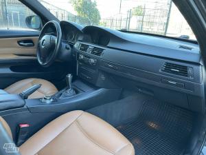 Black BMW 318 2009 in Alytus, with an engine capacity of 2.00 L and mileage of 430 thousand km for 3000 €, photo 15 on AUTOMOTO.COM.LV