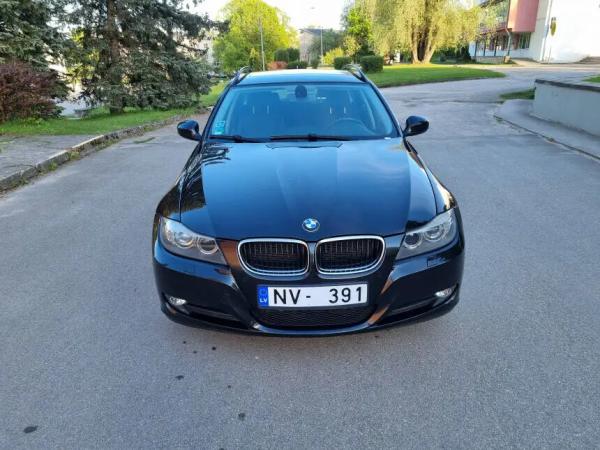 Melns BMW 318 2009 Jēkabpils, ar dzinēja tilpumu 2.00 L un nobraukumu 299 tūkst. km par 5450 €, foto 2 vietnē AUTOMOTO.COM.LV