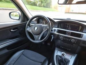 Melns BMW 318 2009 Jēkabpils, ar dzinēja tilpumu 2.00 L un nobraukumu 299 tūkst. km par 5450 €, foto 20 vietnē AUTOMOTO.COM.LV