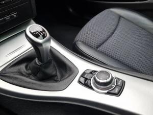 Melns BMW 318 2009 Jēkabpils, ar dzinēja tilpumu 2.00 L un nobraukumu 299 tūkst. km par 5450 €, foto 34 vietnē AUTOMOTO.COM.LV