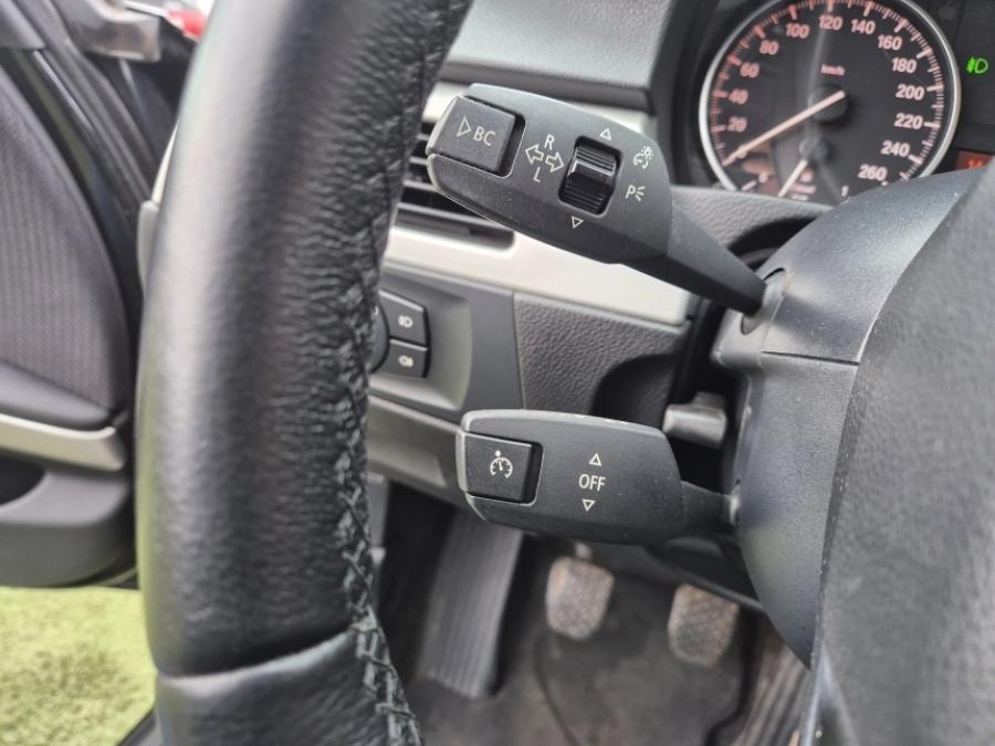 Melns BMW 318 2009 Rīga, ar dzinēja tilpumu 2.00 L un nobraukumu 293 tūkst. km par 4200 €, foto 21 vietnē AUTOMOTO.COM.LV