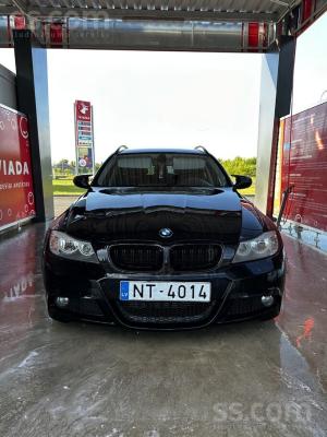 Black BMW 318 2009 in Daugavpils, with an engine capacity of 2.00 L and mileage of 370 thousand km for 3999 €, photo  on AUTOMOTO.COM.LV