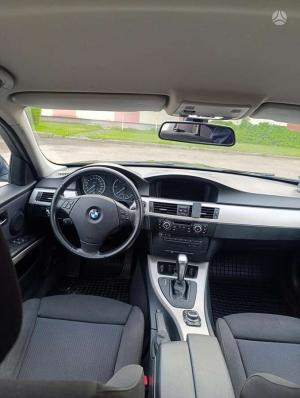 Black BMW 318 2009 in Kaunas, with an engine capacity of 2.00 L and mileage of 0 thousand km for 4100 €, photo 8 on AUTOMOTO.COM.LV