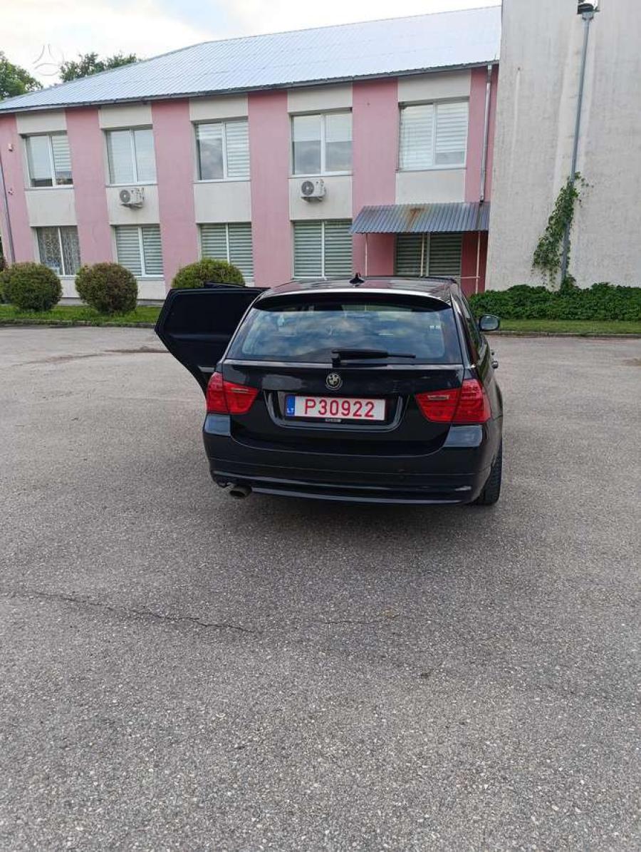 Black BMW 318 2009 in Kaunas, with an engine capacity of 2.00 L and mileage of 0 thousand km for 4100 €, photo 11 on AUTOMOTO.COM.LV