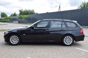 Black BMW 318 2009 in Vilnius, with an engine capacity of 2.00 L and mileage of 224 thousand km for 2750 €, photo 6 on AUTOMOTO.COM.LV