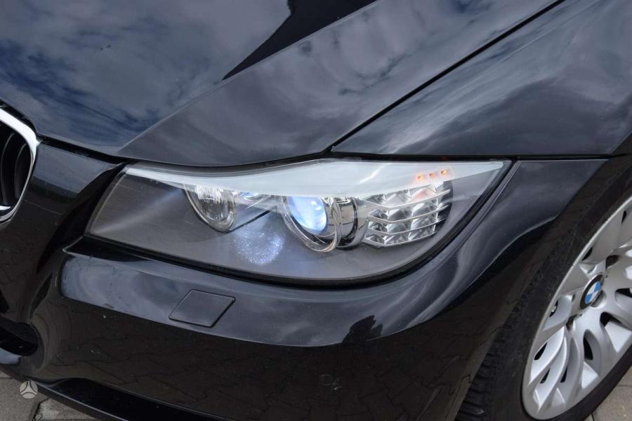 Black BMW 318 2009 in Vilnius, with an engine capacity of 2.00 L and mileage of 224 thousand km for 2750 €, photo 12 on AUTOMOTO.COM.LV